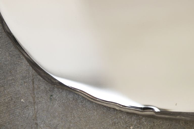 Liquid Mirror – Victoria Ledig